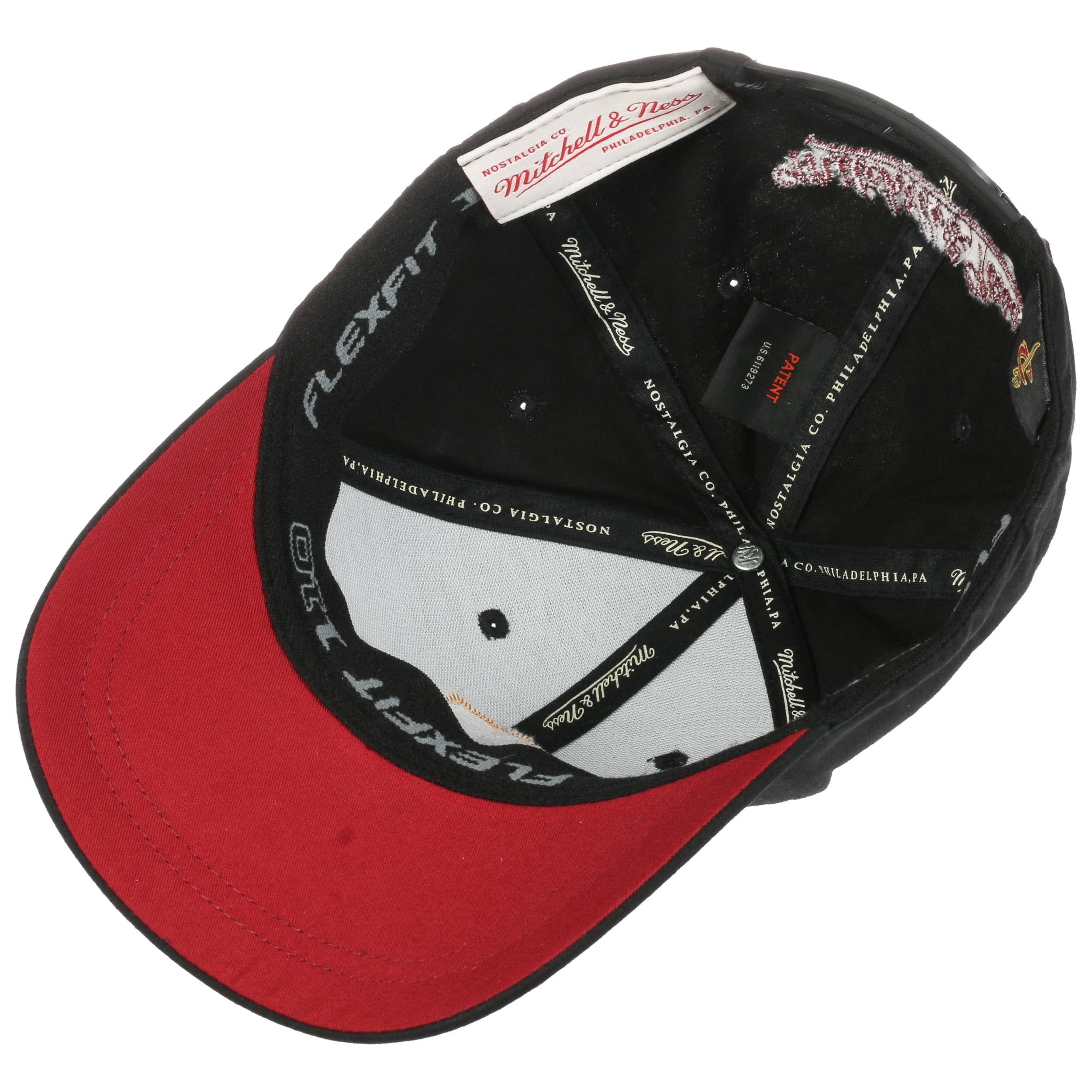 Zig Zag 110 Cavs Cap by Mitchell & Ness - 19,95
